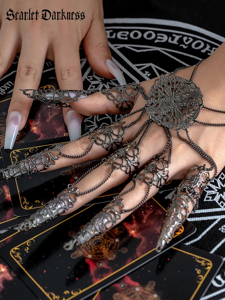 Scarlet Darkness Scarlet Darkness Chain Accs-Gothic Witch Finger Chain